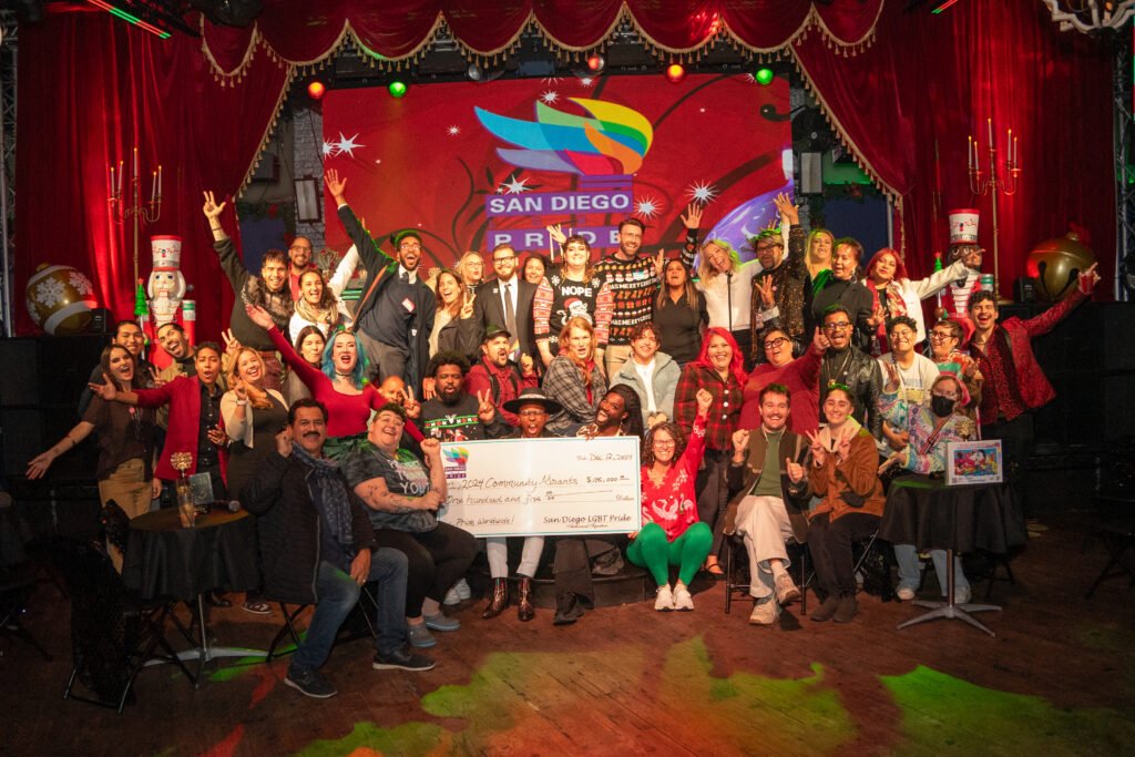 Behind the Scenes: Ushers and Greeters at LA's Holiday Concerts - bekirturf